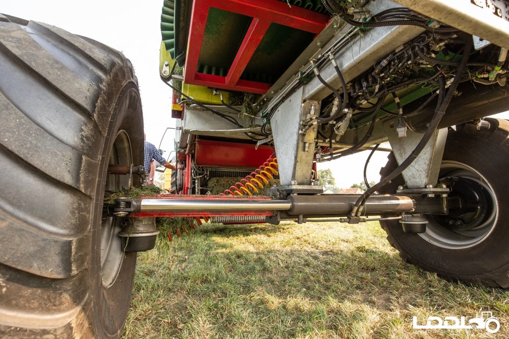 Fliegl Büffel in actie op de Belgische velden - deloonwerker.be