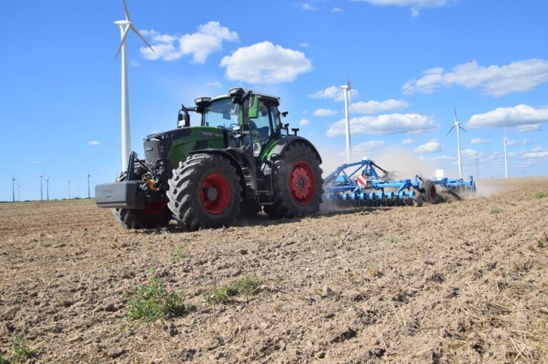 Fendt onthult Fendt 800 Vario Gen5 - deloonwerker.be